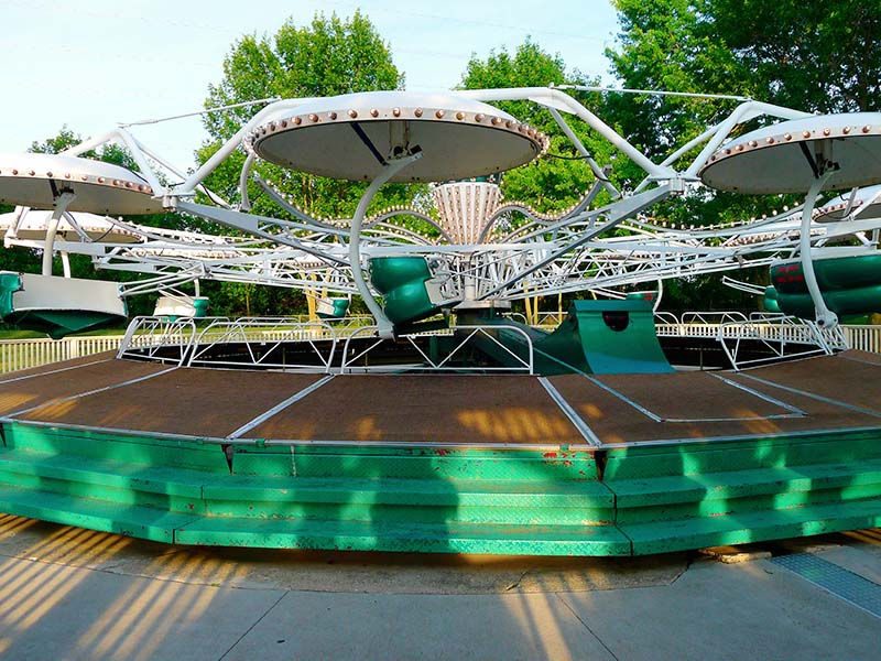 Parachutes Through | Adventureland Resort